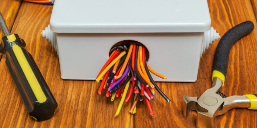 Do I Need a Junction Box for Outdoor Lighting? - TONGOU